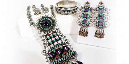 Unique Urban Rocks Jewelry artfully hand strung with creative passion.